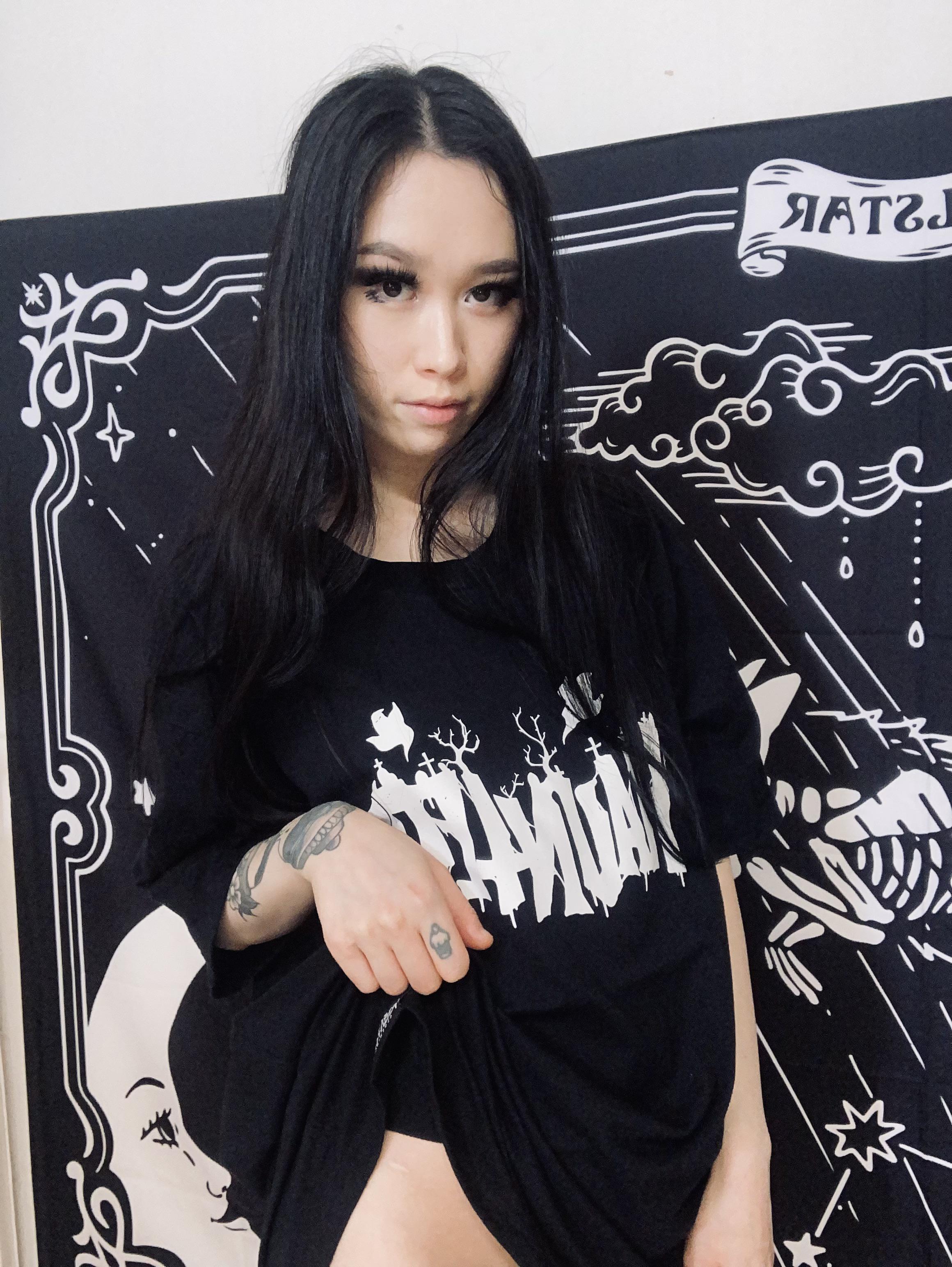 Can i seduce you | Scrolller