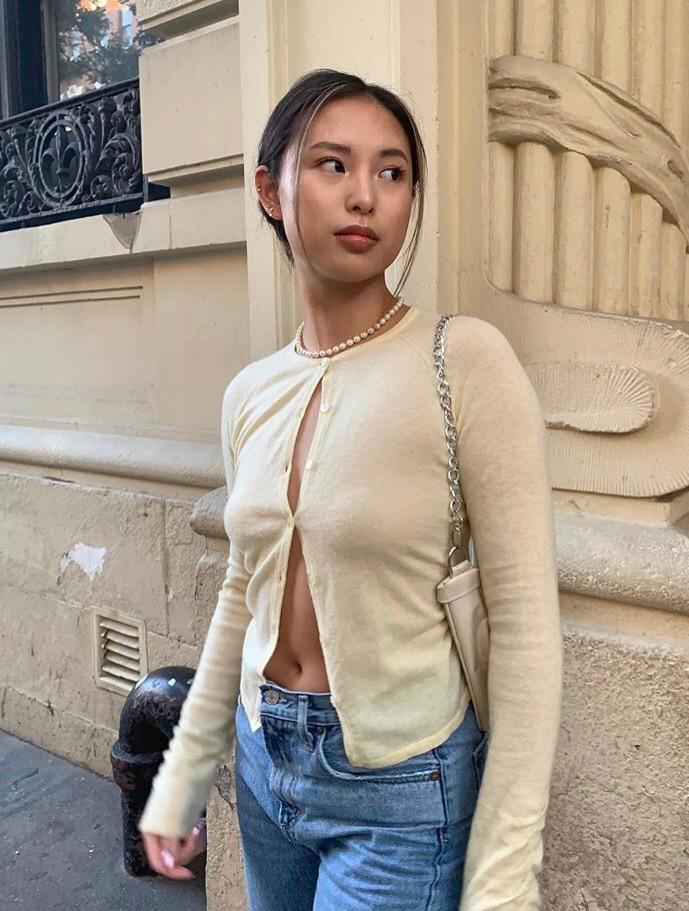 Itty bitty titty | Scrolller