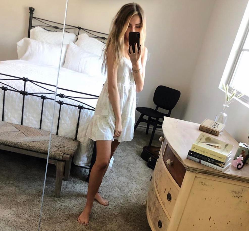 Jade in bedroom 🔥🤤 | Scrolller