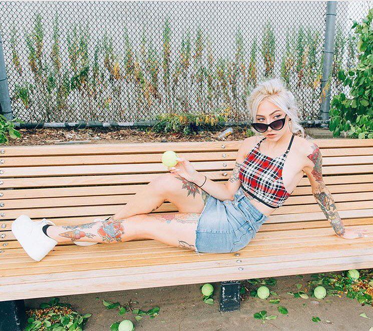 @jakiichu i'll beat you up and take your lunch money kid | Scrolller