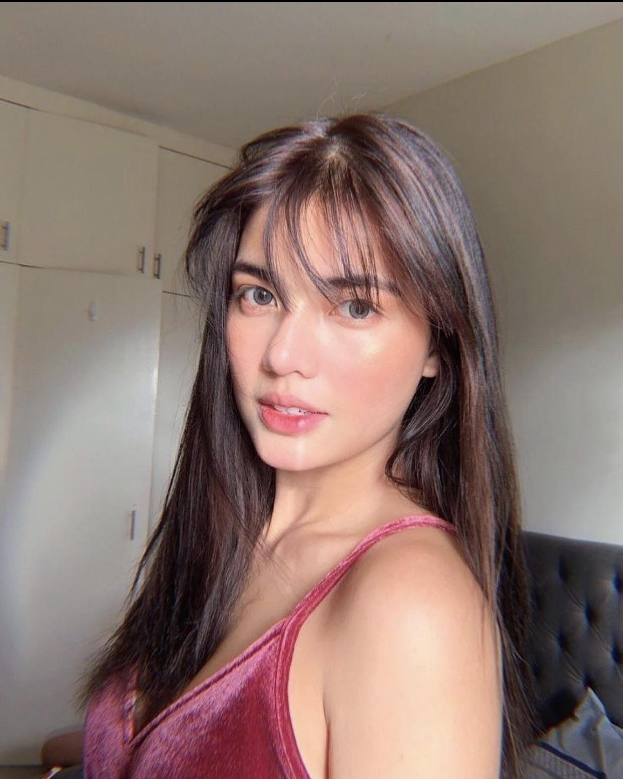 Jane De Leon | Scrolller