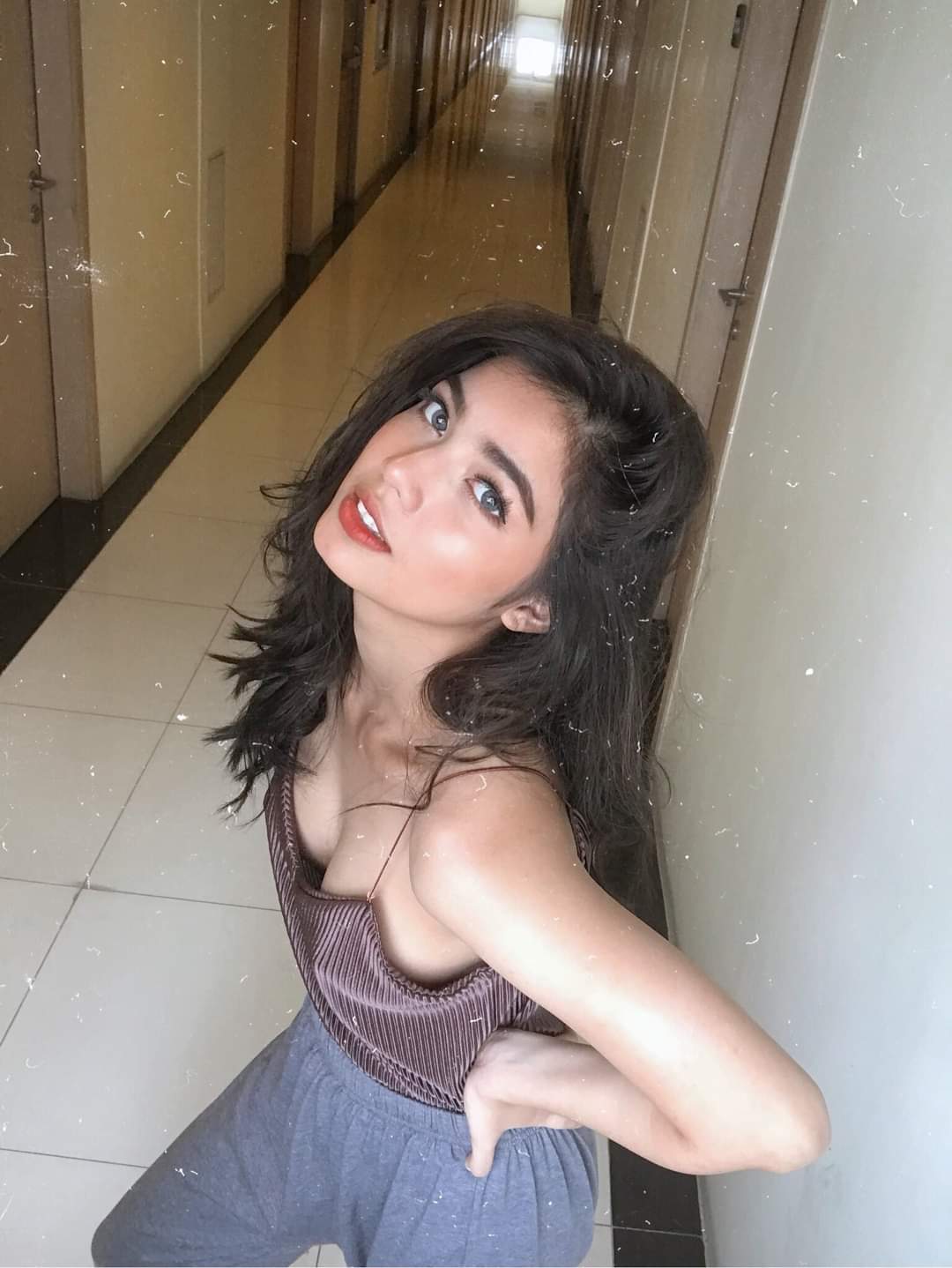 Jane De Leon | Scrolller