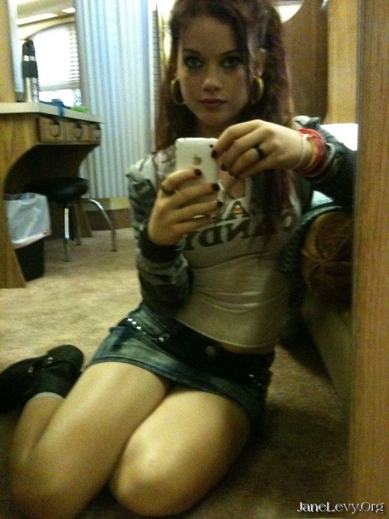 Jane when she was younger (1MIC) | Scrolller