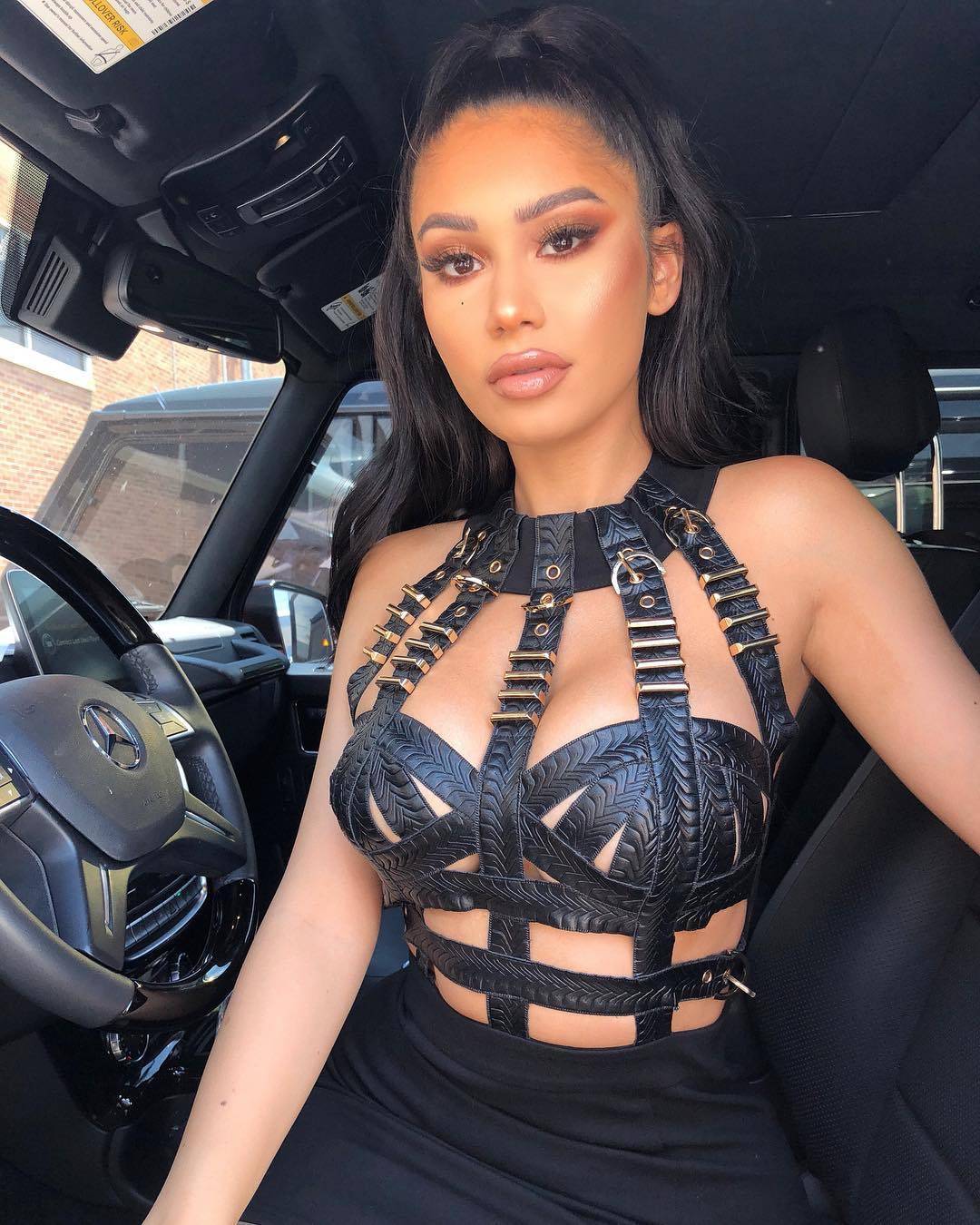 Janet Guzman | Scrolller