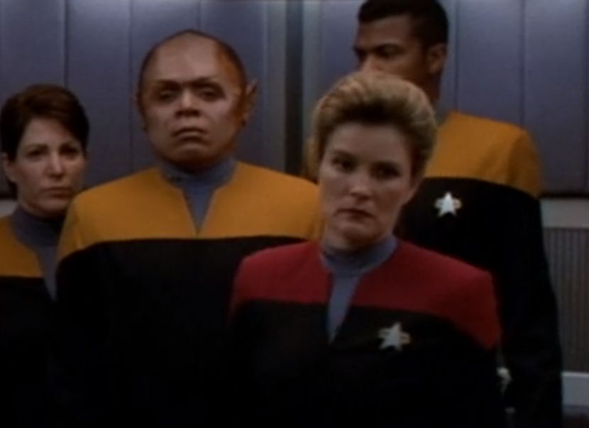 Janeway did a mistake by indirectly murdering Tuvix. He was a Life Form. Debate pls! | Scrolller