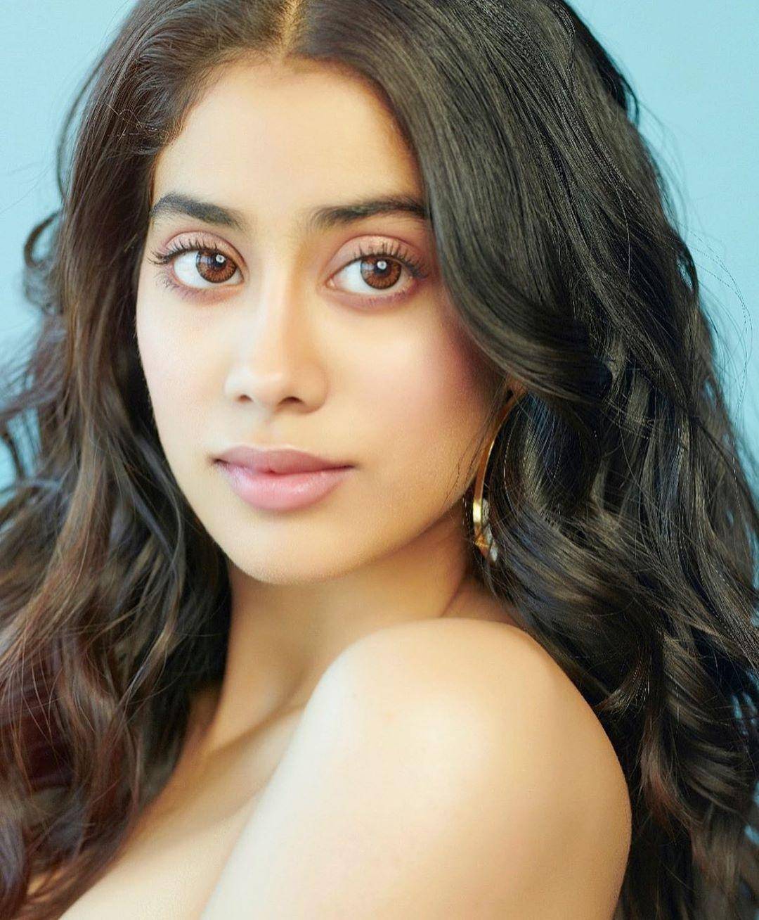 Janhvi Kapoor | Scrolller