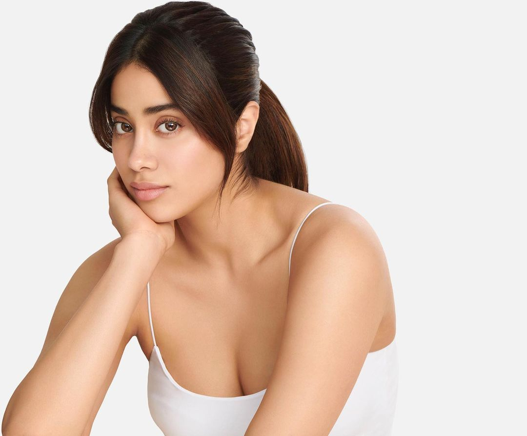 Janhvi Kapoor. | Scrolller
