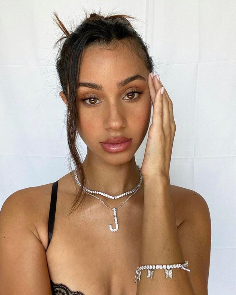 Jasmine Rae | Scrolller