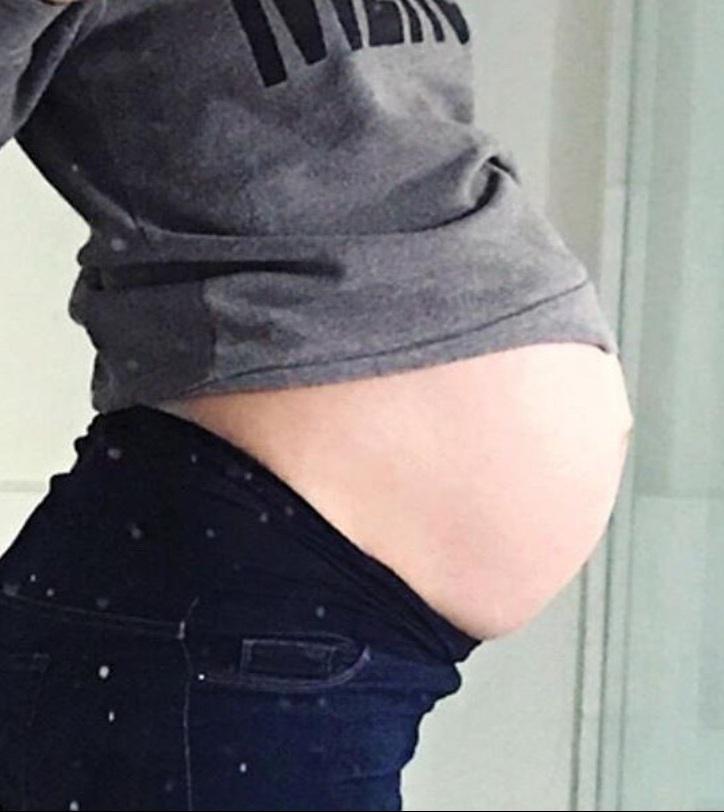 Jayde Phayze / JPhyaze some more belly🤰🏻 | Scrolller