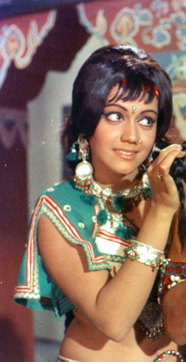 Jayshree T, 1972 | Scrolller