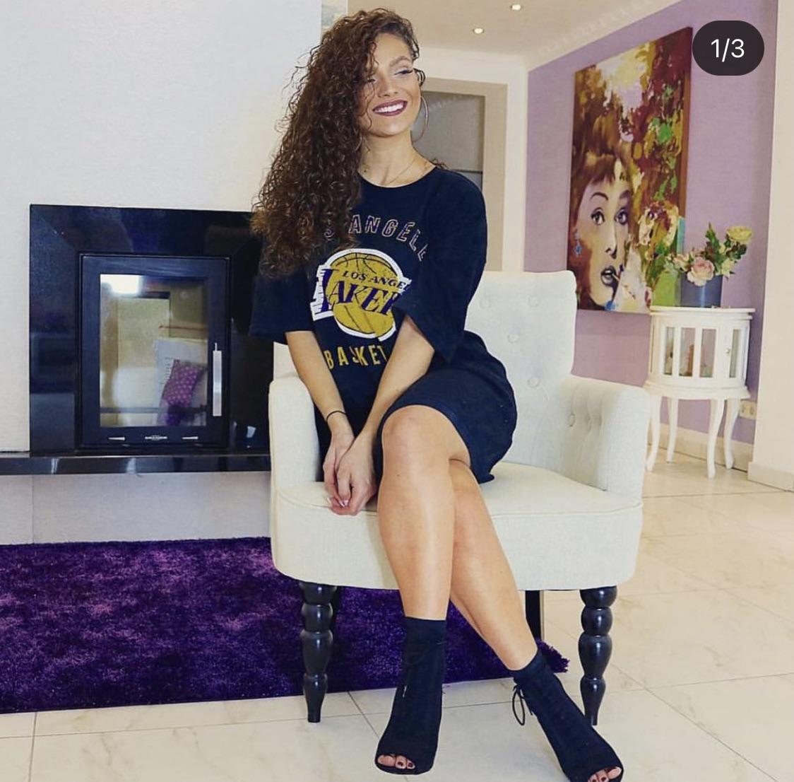 Jeje Lopes | Scrolller