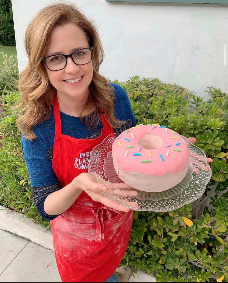 Jenna Fischer is the ultimate milf | Scrolller