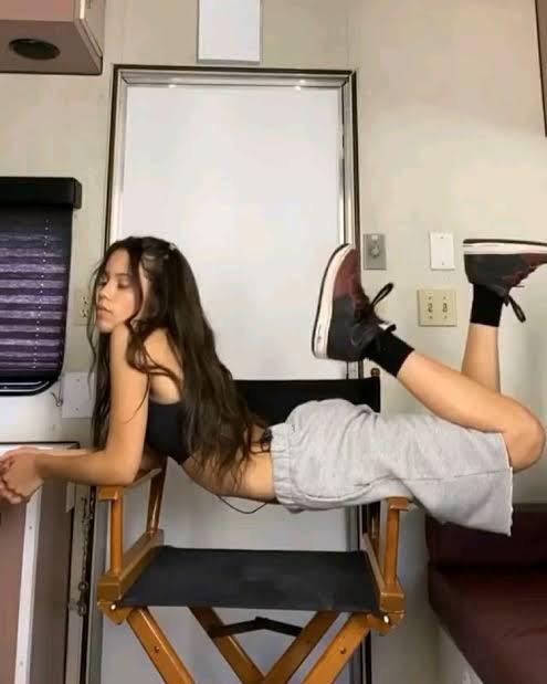 Jenna Ortega is getting my load | Scrolller