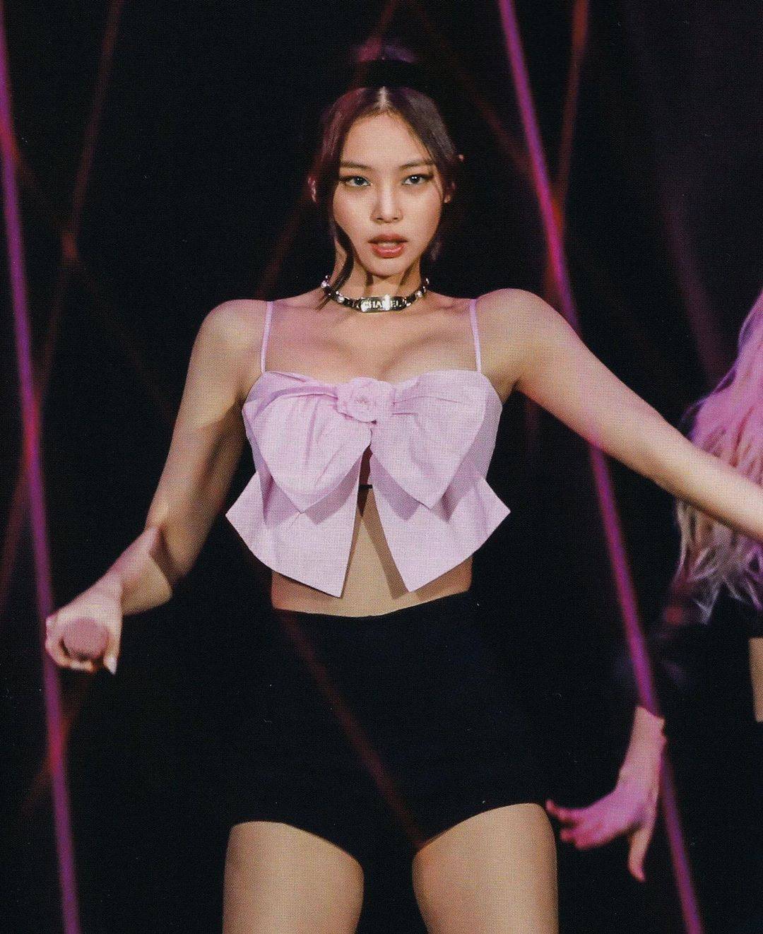 Jennie - Blackpink | Scrolller
