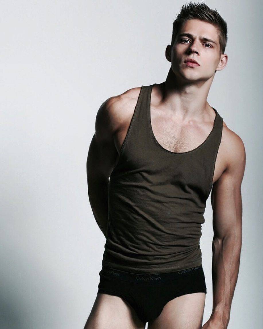 Jeroen Kerkhof (Jaye Kaye) | Scrolller