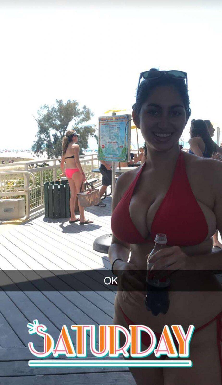 Jessica and her top bursting tits | Scrolller