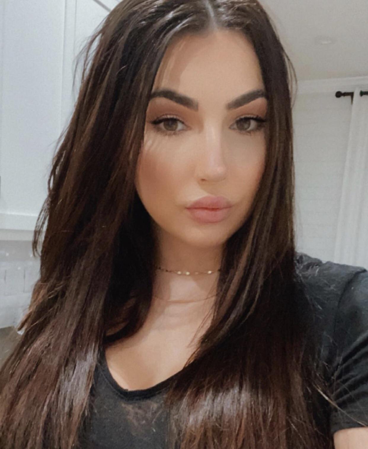 Jessica McKay | Scrolller