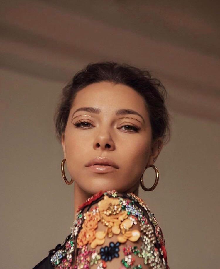 Jessica’s perfect 🍆 sucking lips | Scrolller