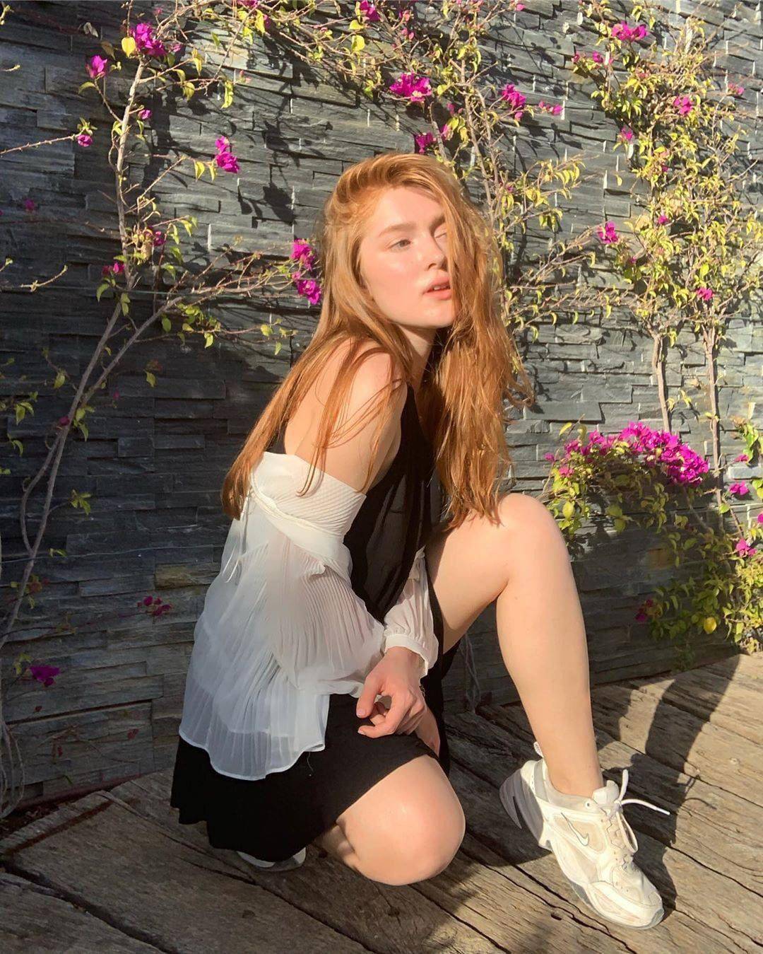 Jia Lissa | Scrolller