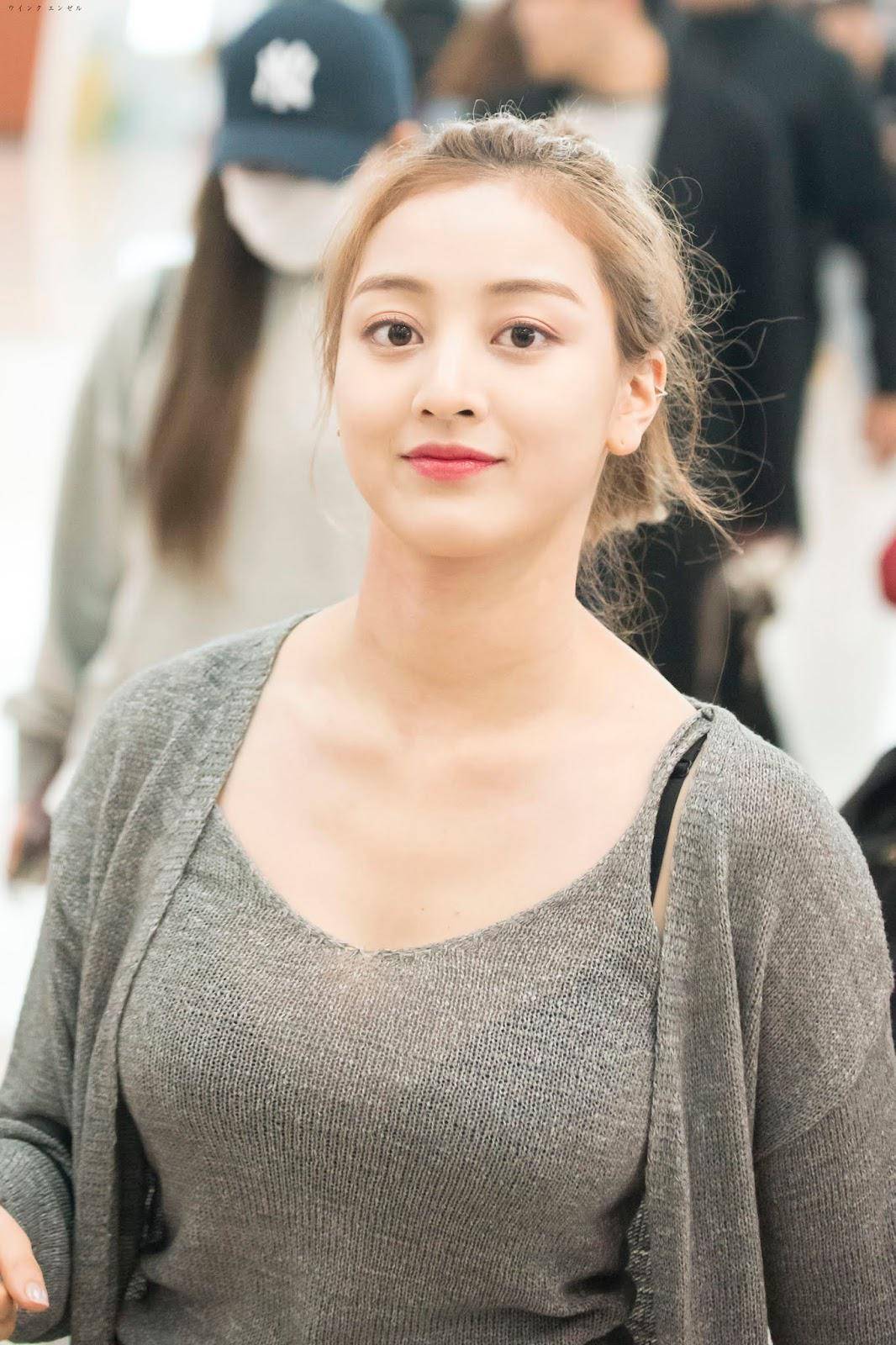 Jihyo | Scrolller