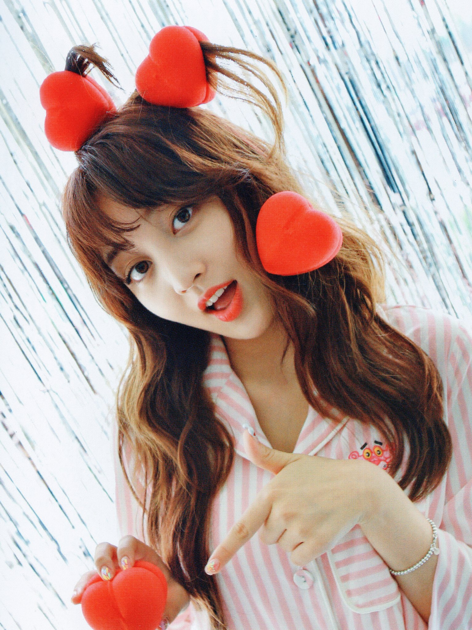 Jihyo full of Hearts | Scrolller