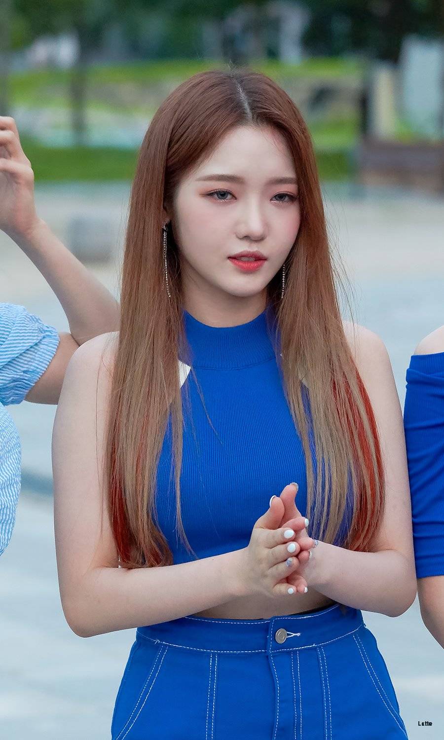 Jisun 🙏 | Scrolller