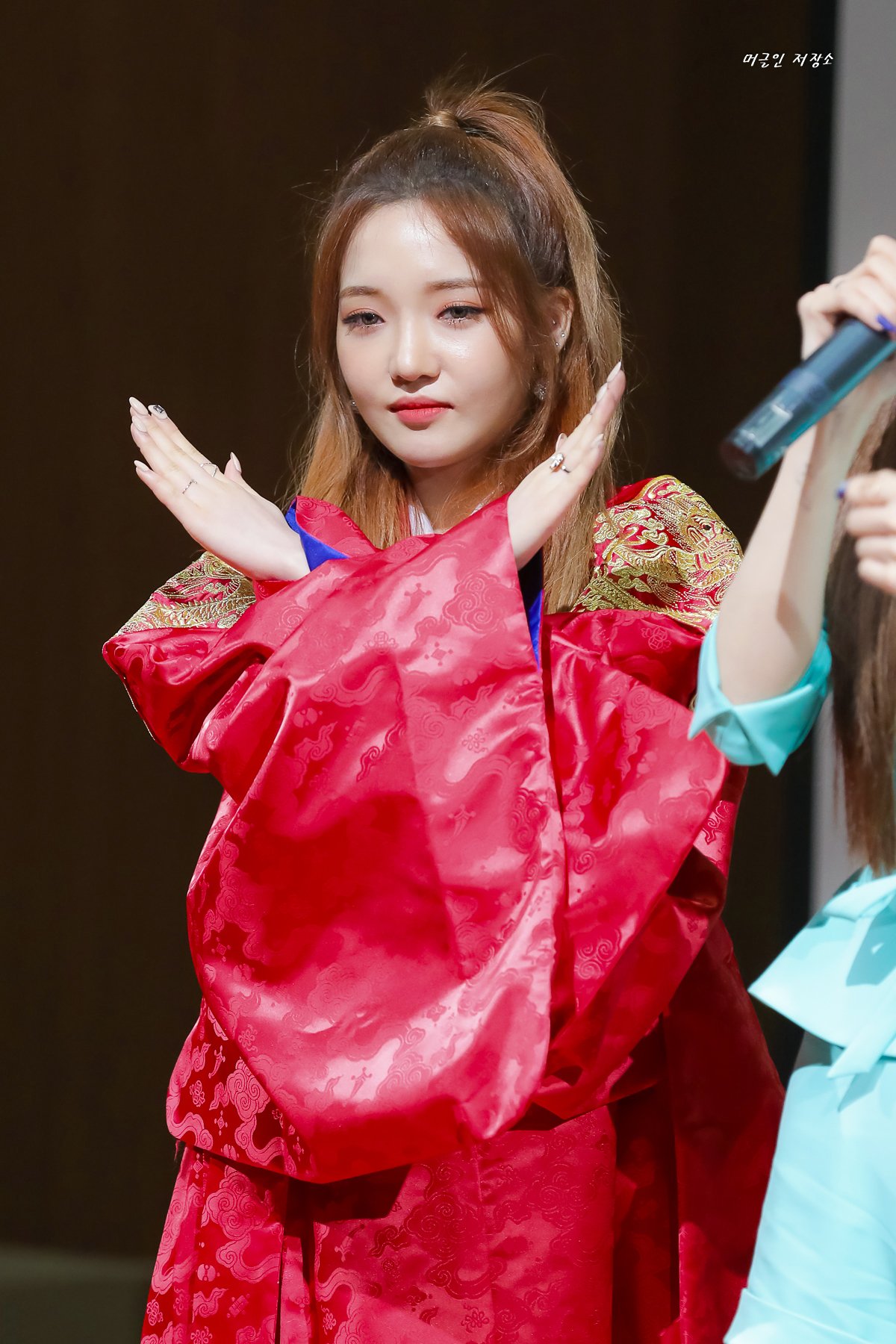 Jisun X | Scrolller