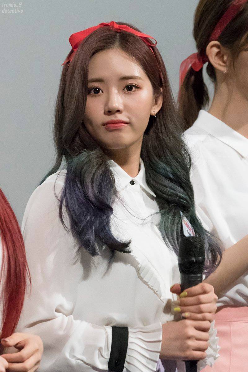 Jiwon's bow | Scrolller