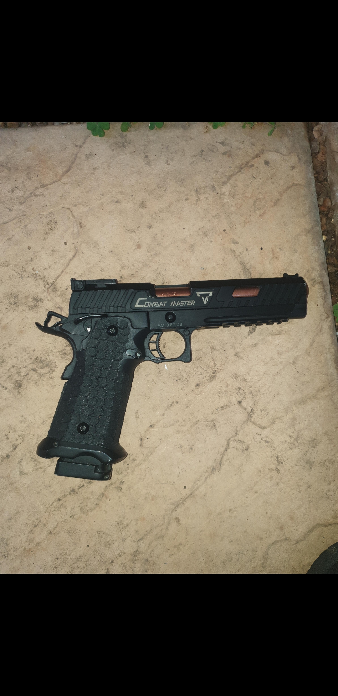 John wick with it | Scrolller