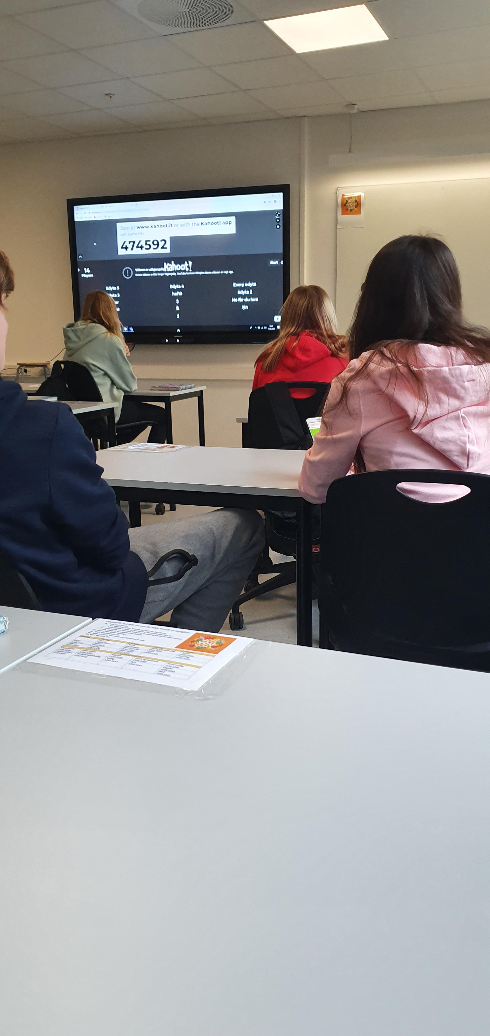 Join: 474592 | Scrolller