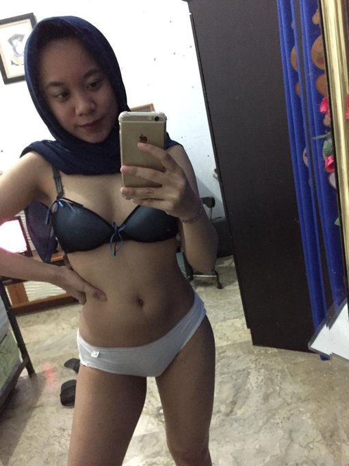 Join discord. Link in the comment. | Scrolller