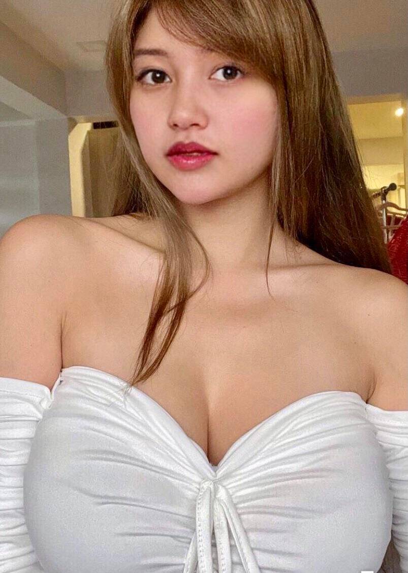 Juicy Much | Scrolller