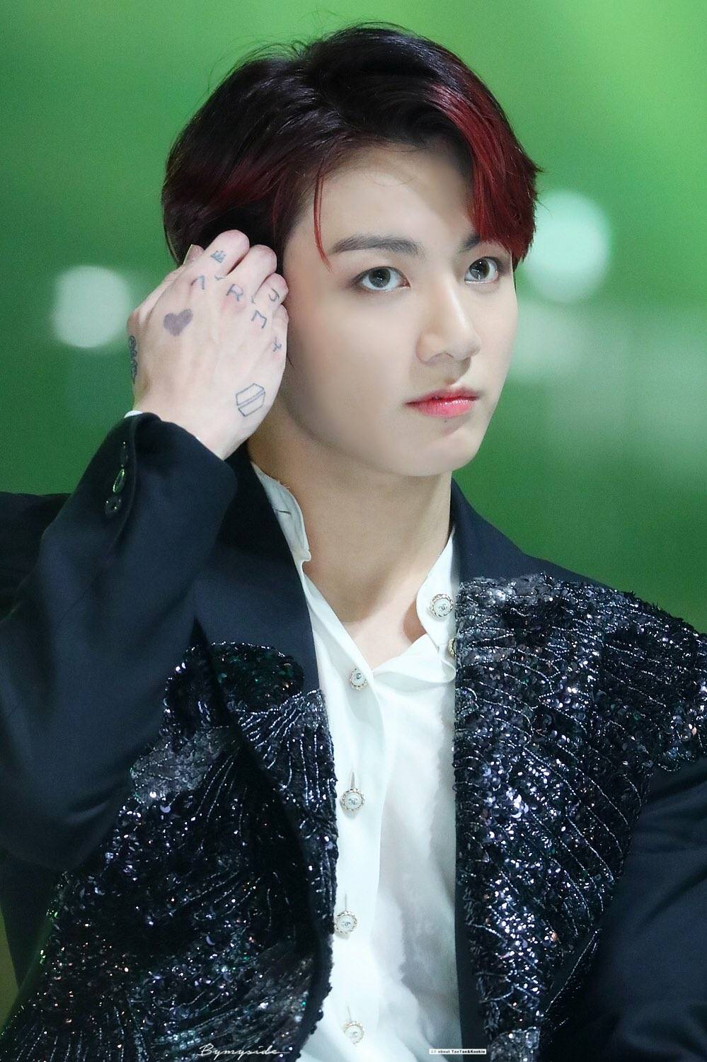 Jungkook | Scrolller