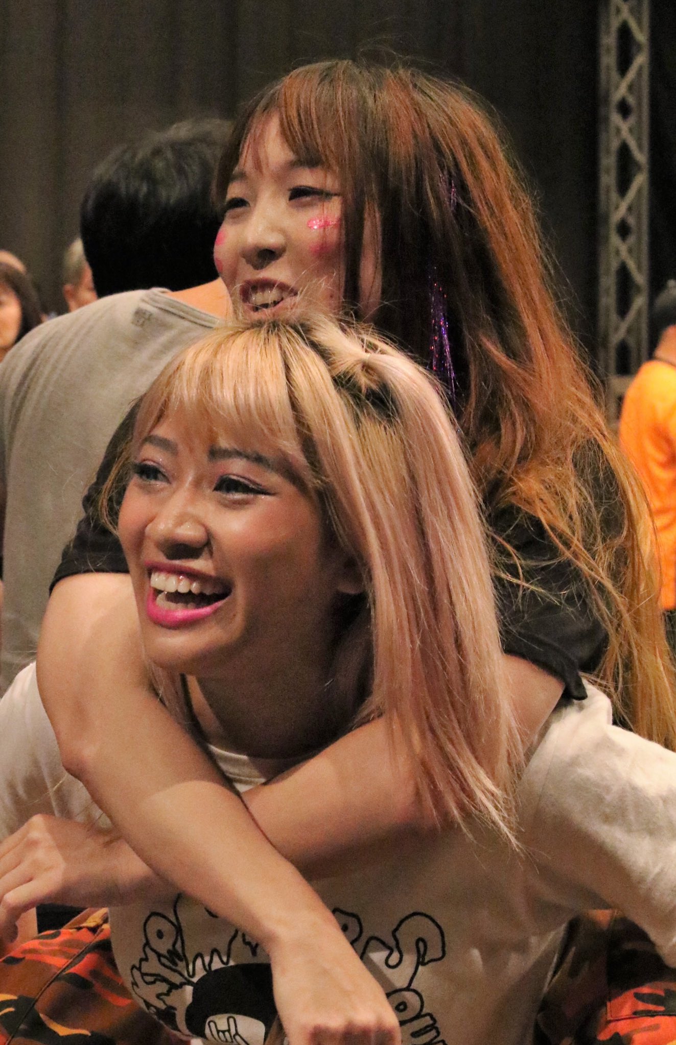 Jungle Kyona & Hana Kimura | Scrolller