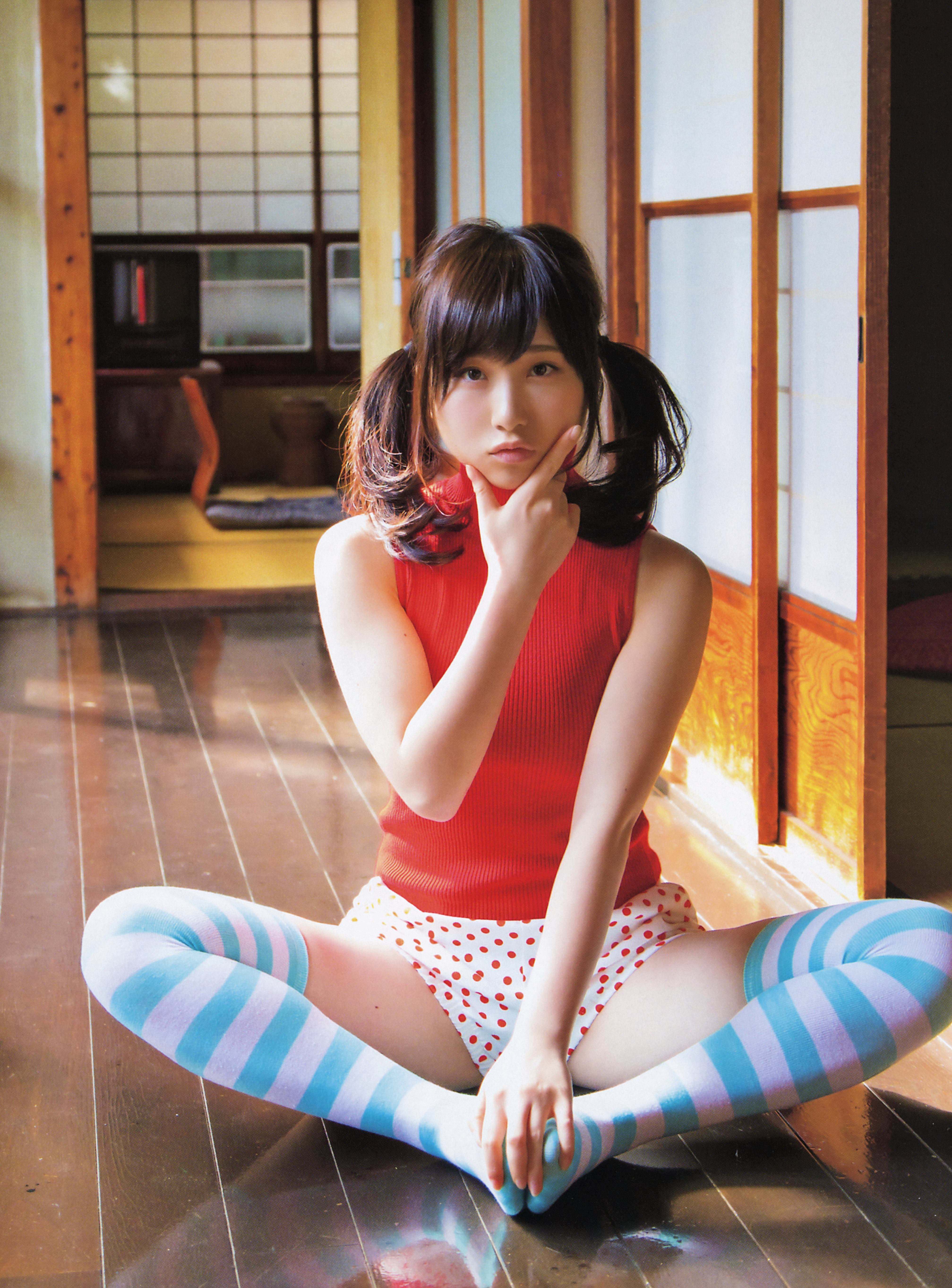 Juri Takahashi | Scrolller