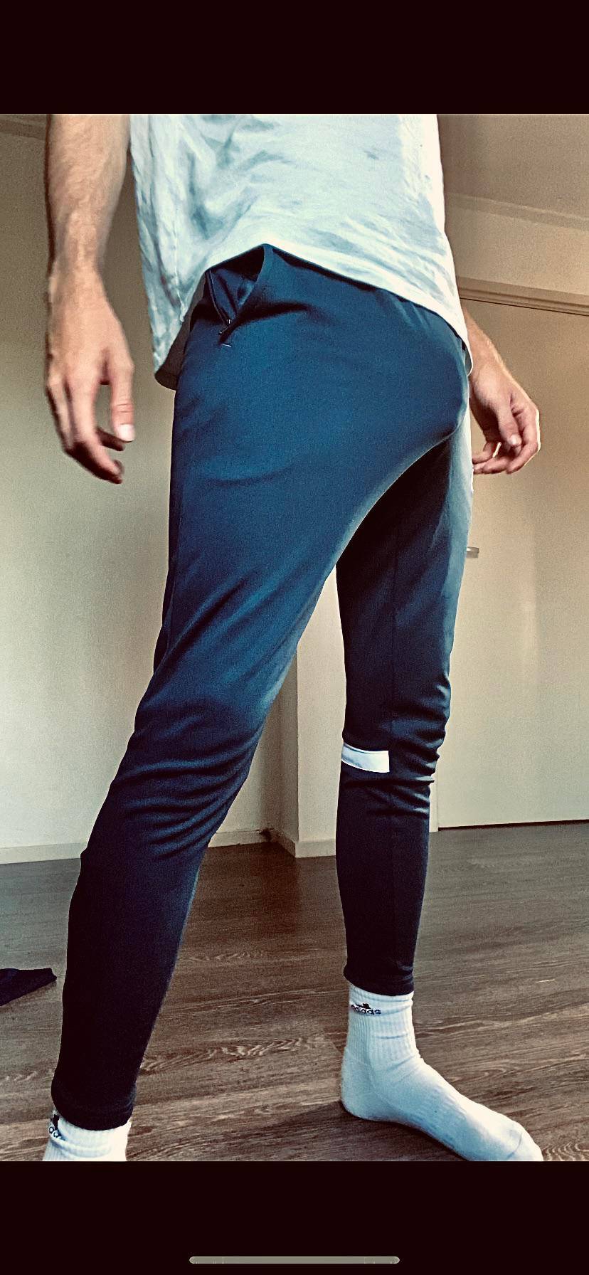 Jus a little | Scrolller