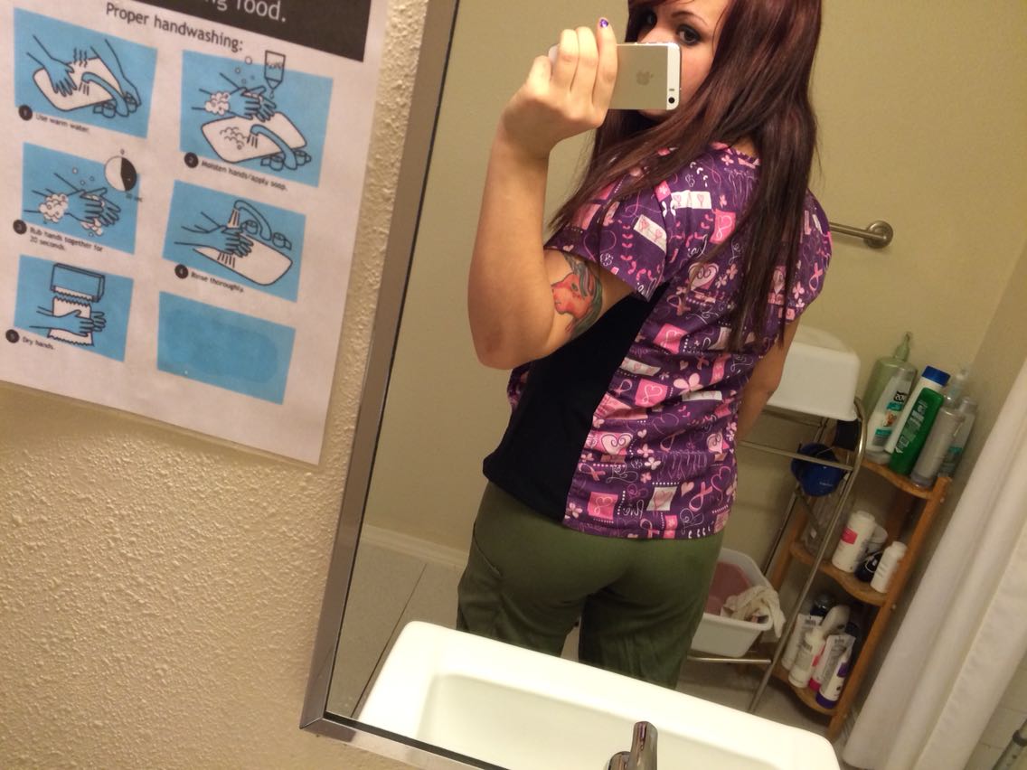 Booty work [f] | Scrolller