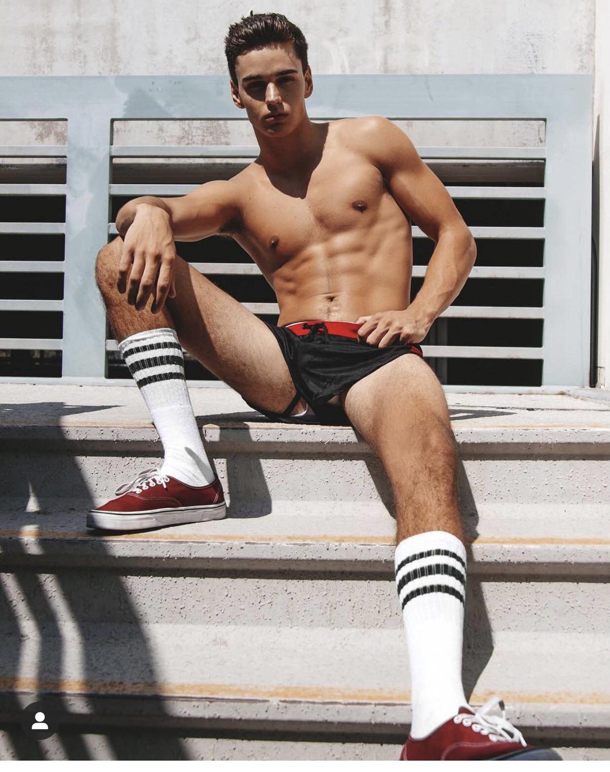 Just a little to tease you | Scrolller