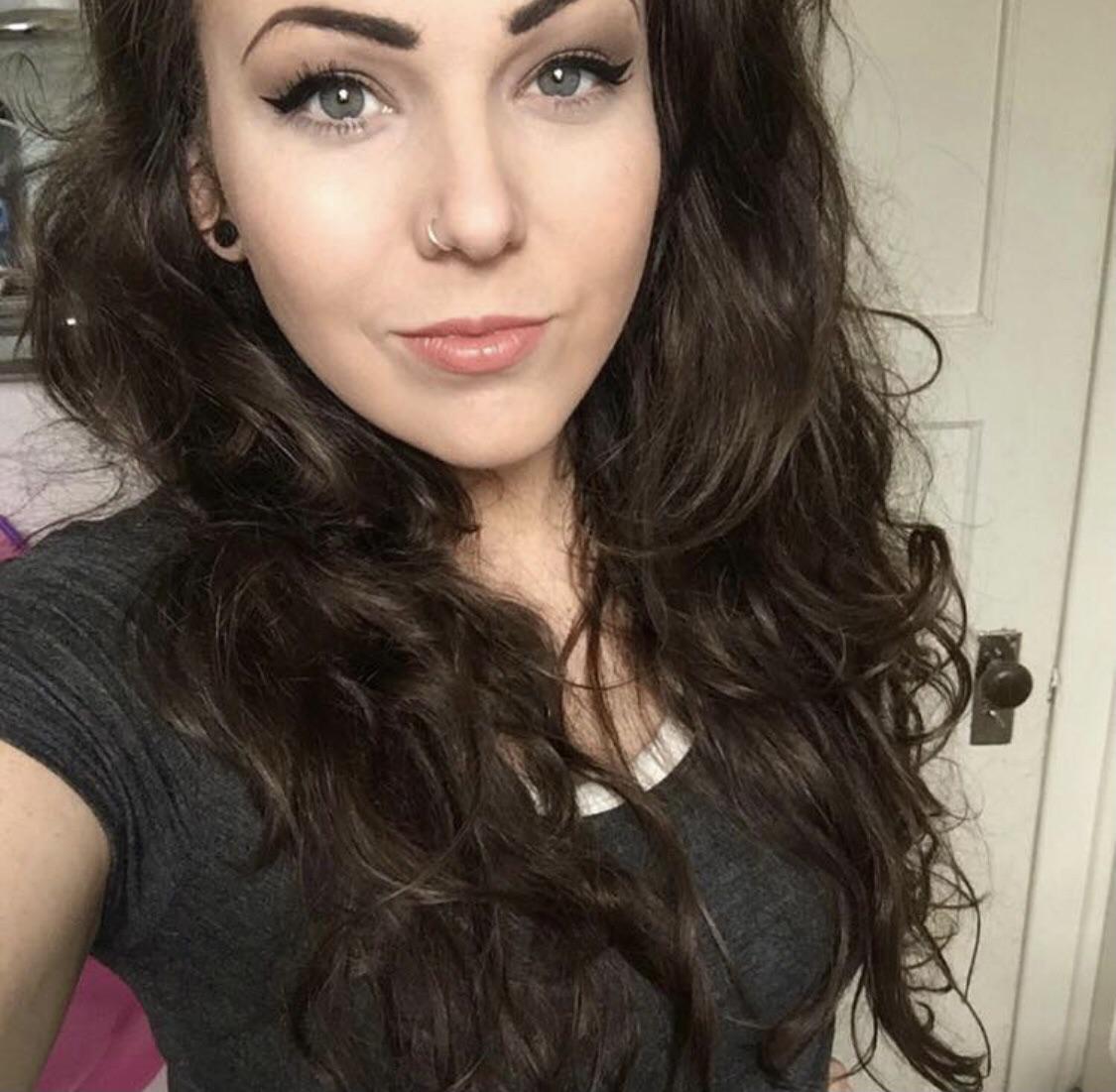 Just A Plain Ole Selfie Scrolller