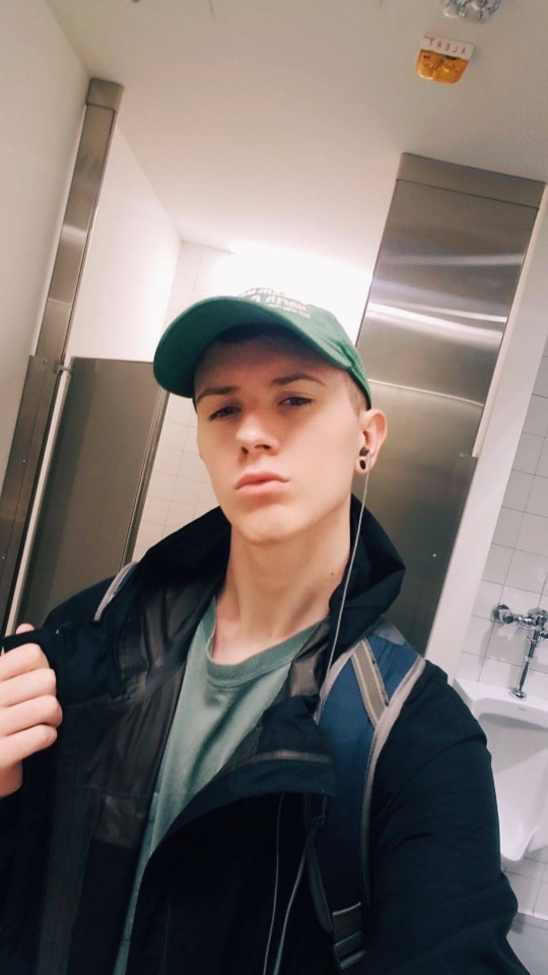 Just A Twink Trying To Level His Whm In Ffxiv Scrolller