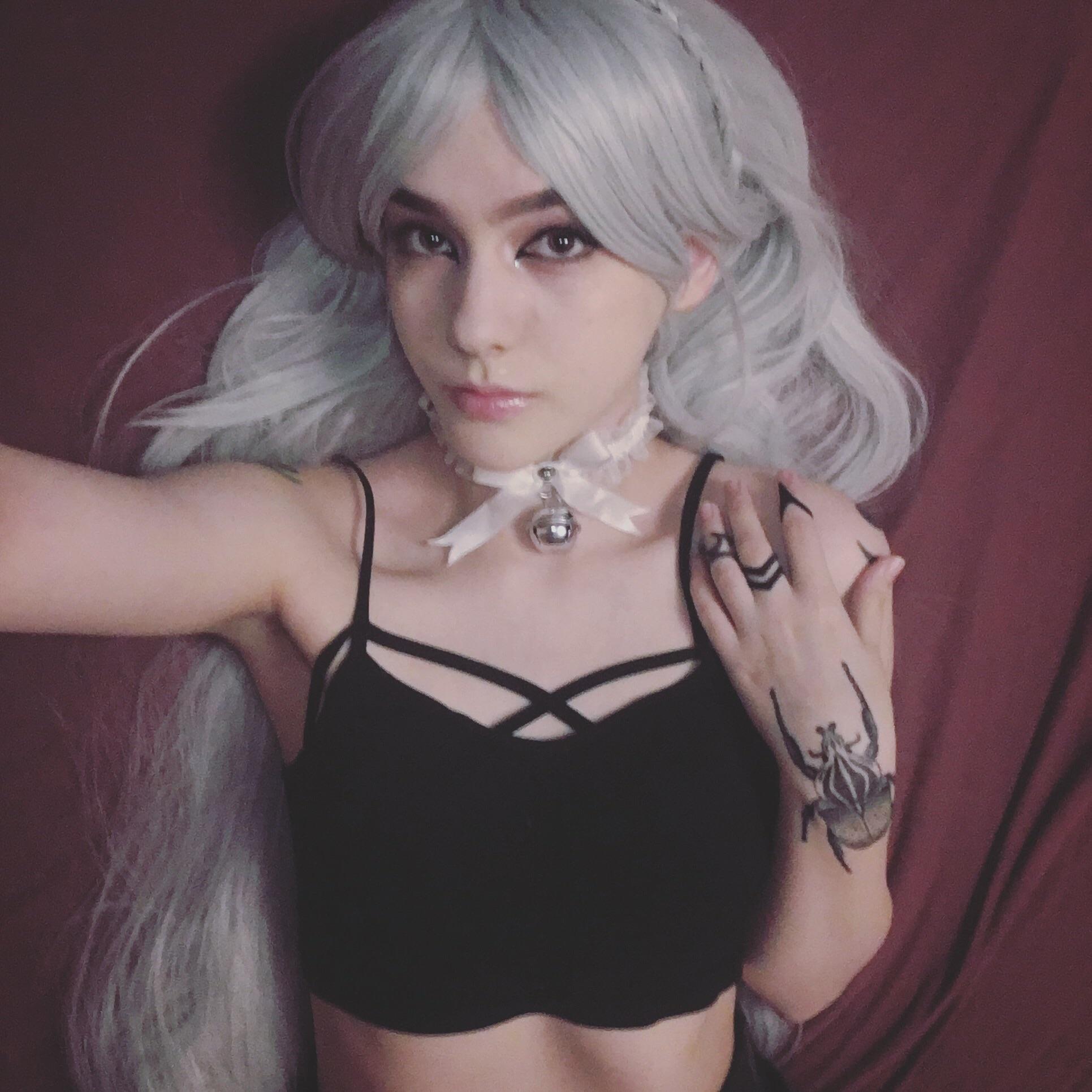 just an alt girl passing through 🌸 | Scrolller