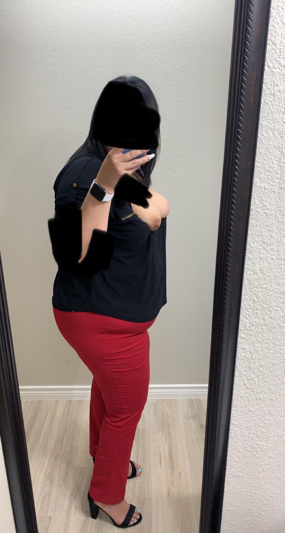 Just another day at work 😊 | Scrolller