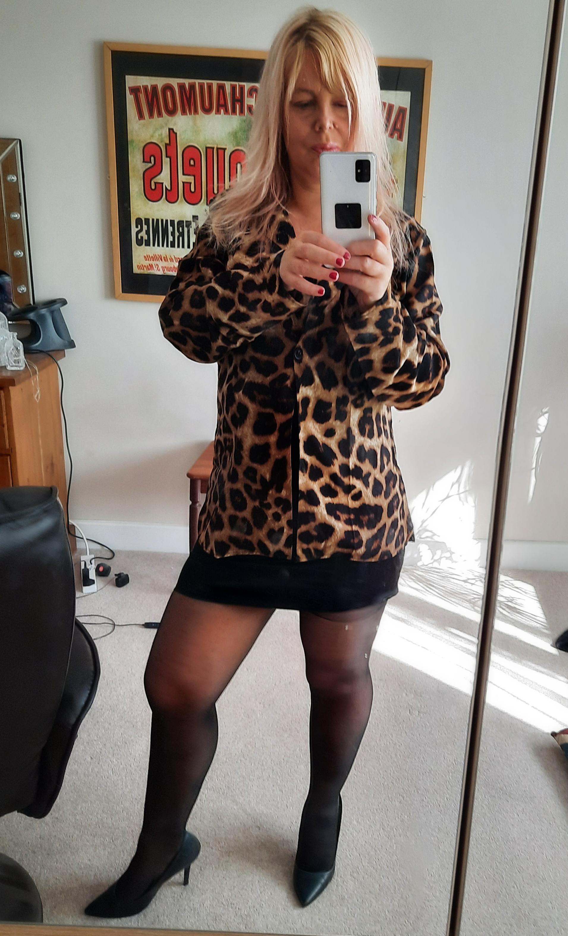 it's nearly Friday. I'm so ready for some filthy fun | Scrolller