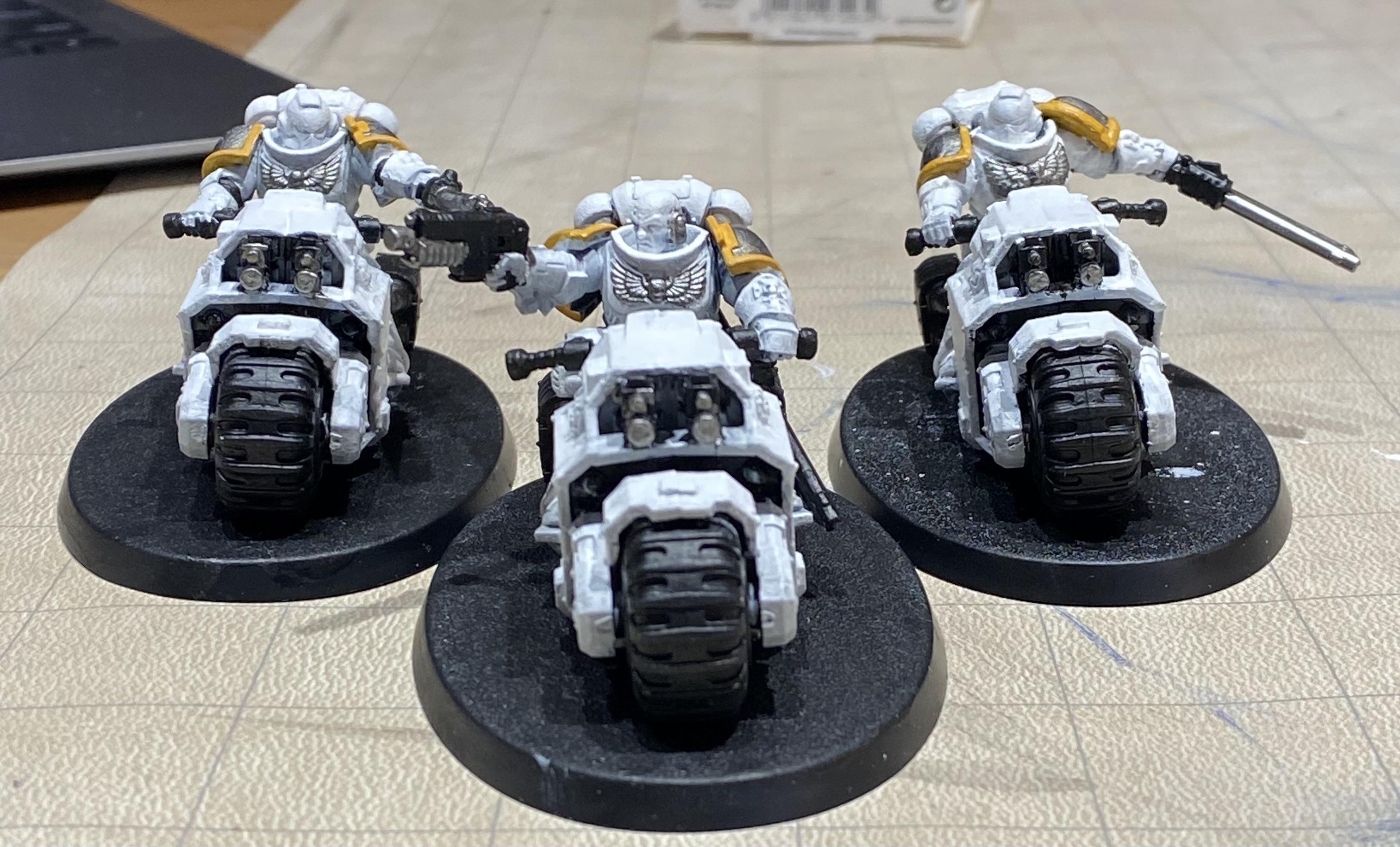 Just painted my first ever minis. Working towards a White Scars army! | Scrolller