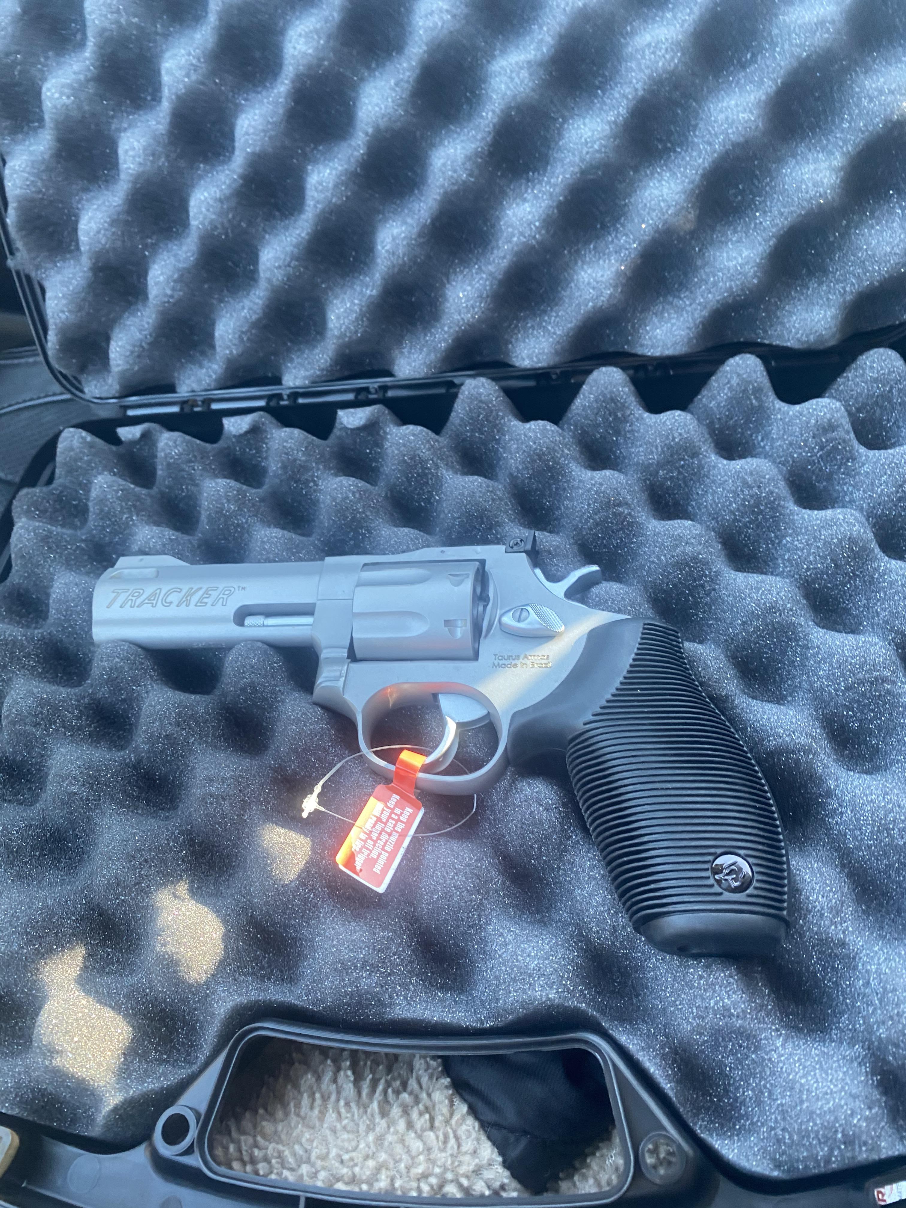 Just picked up a new 627 Tracker | Scrolller