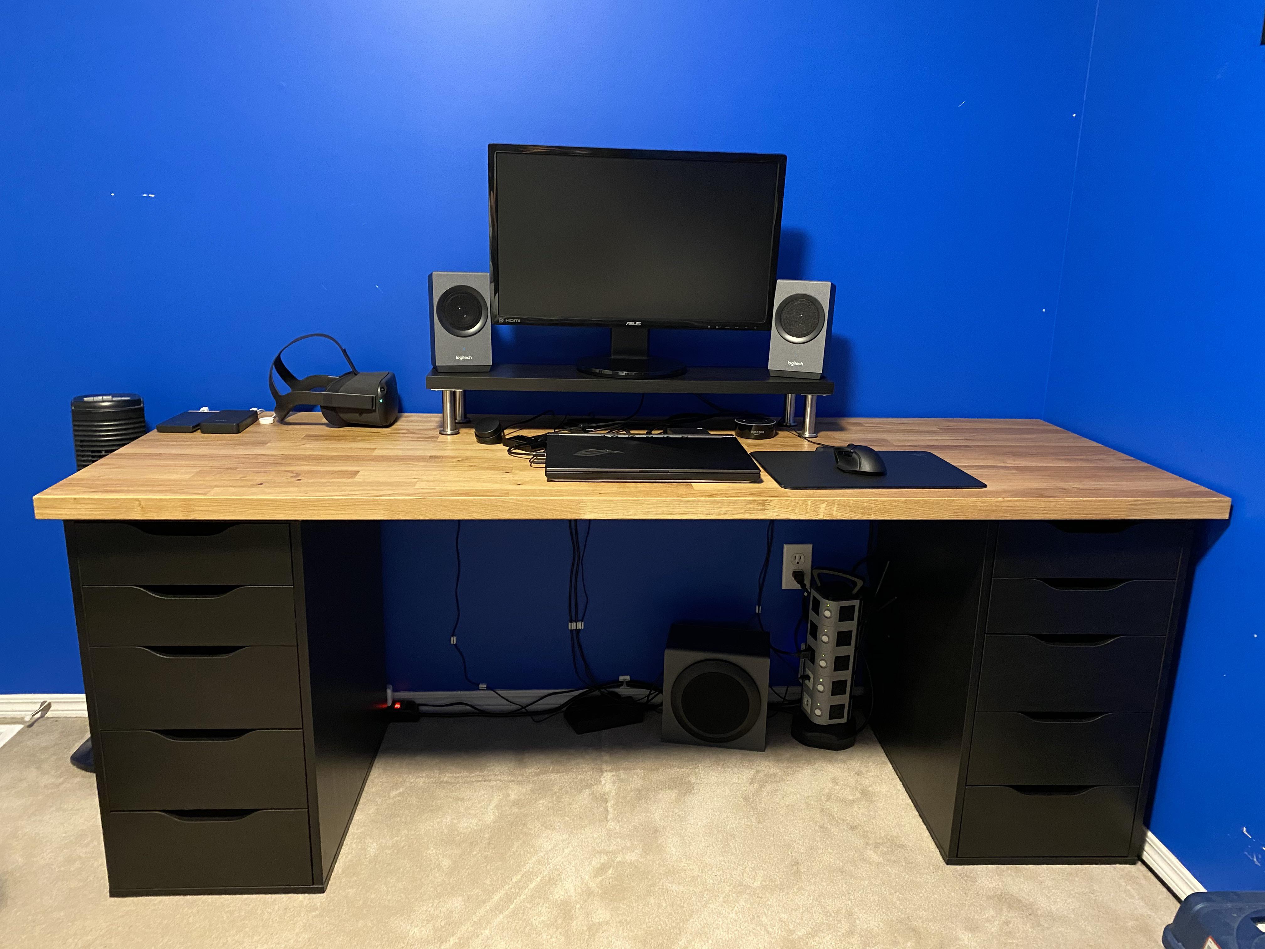 Just upgraded my desk, and cable management. Thoughts? | Scrolller