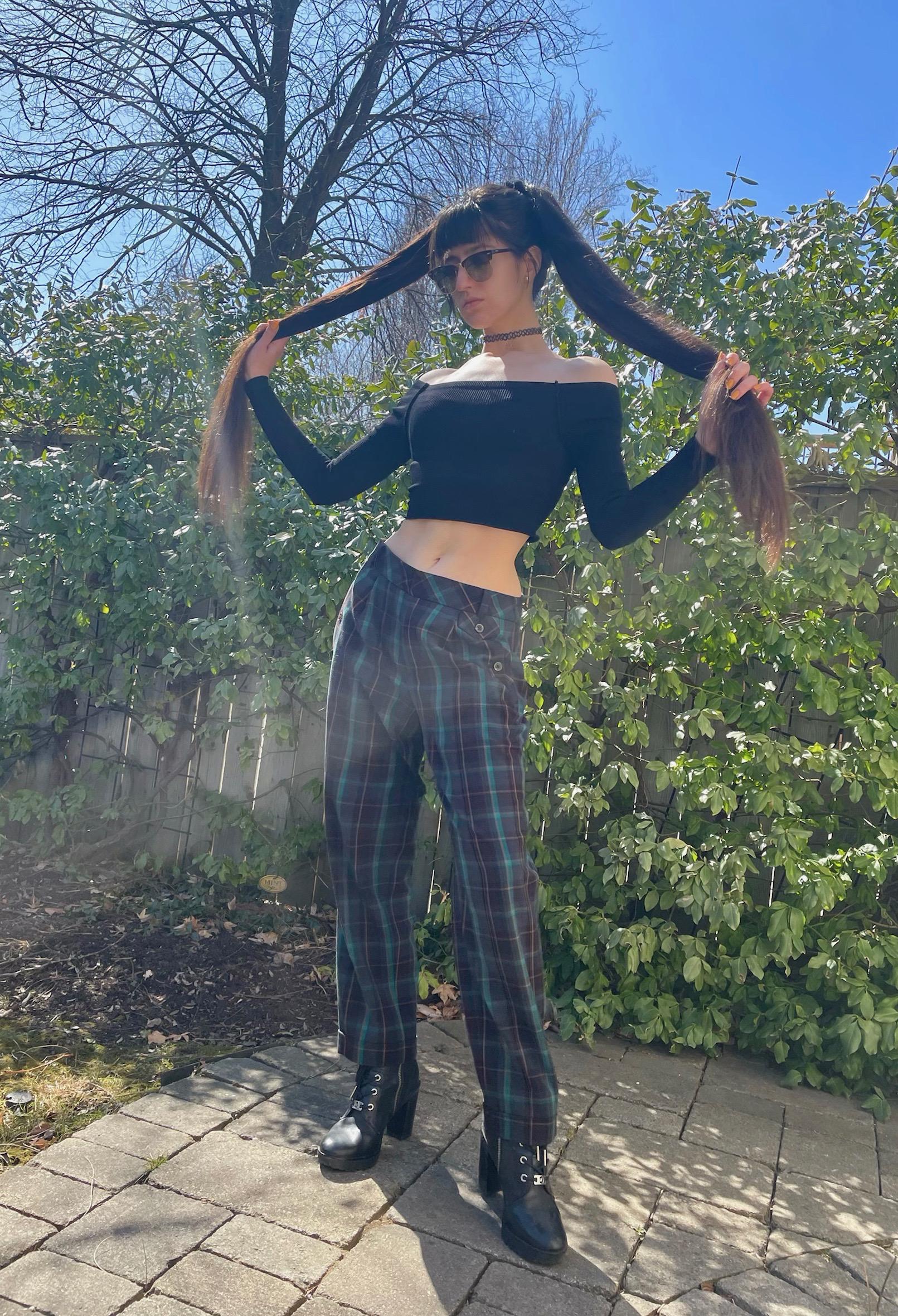 Just vibing | Scrolller