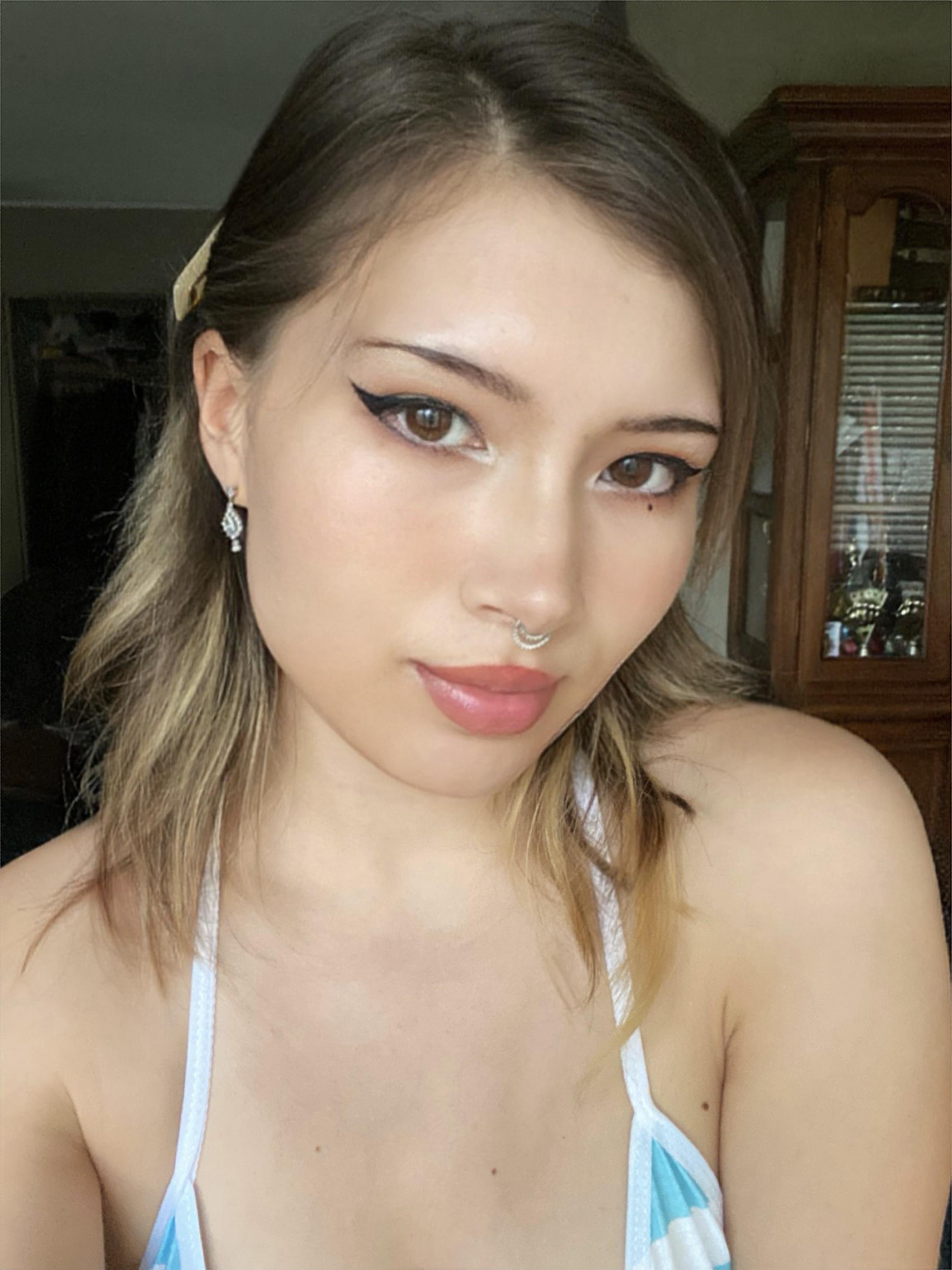 Brown 🤎 | Scrolller