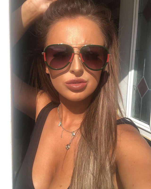 Karla xj | Scrolller