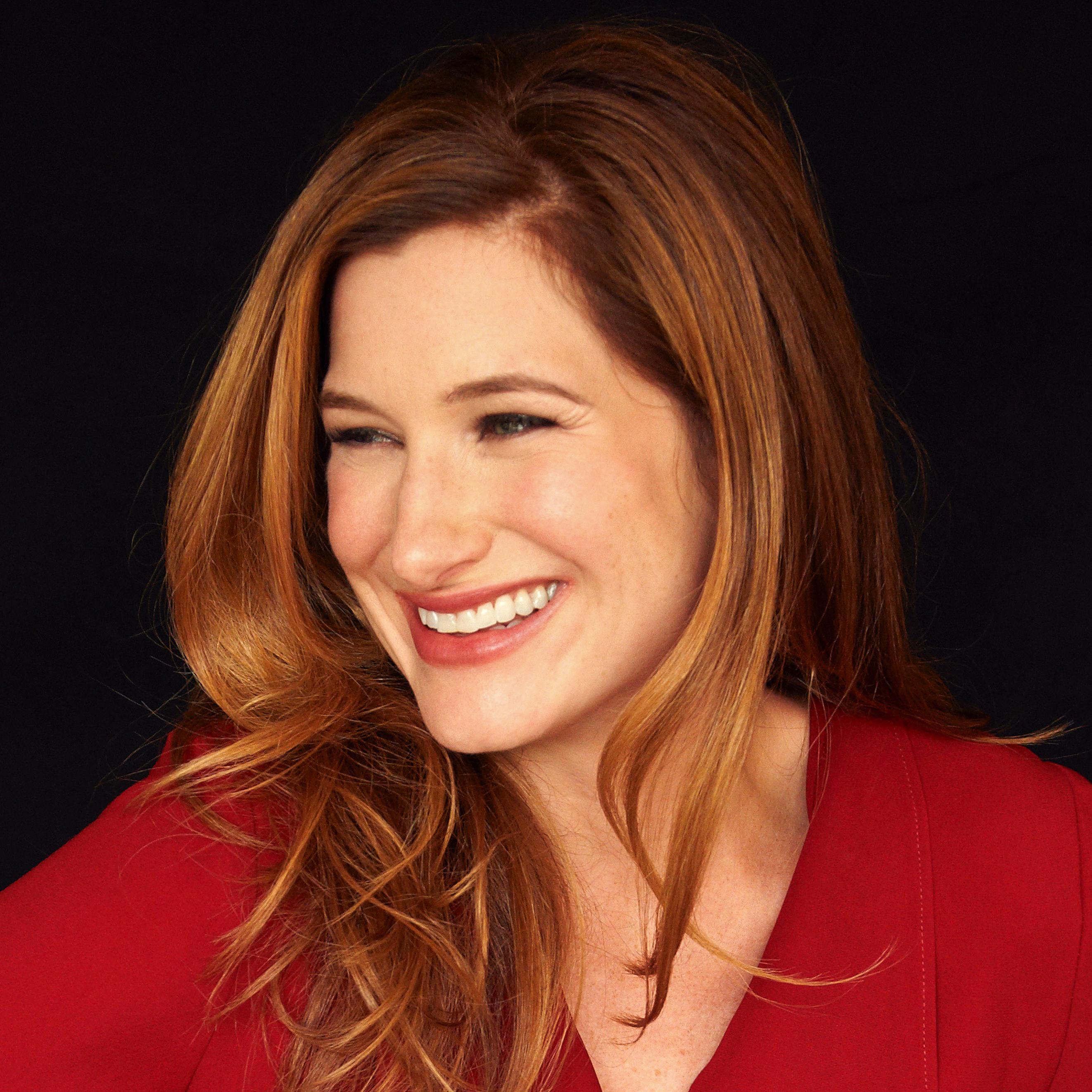 Kathryn Hahn Scrolller 2858